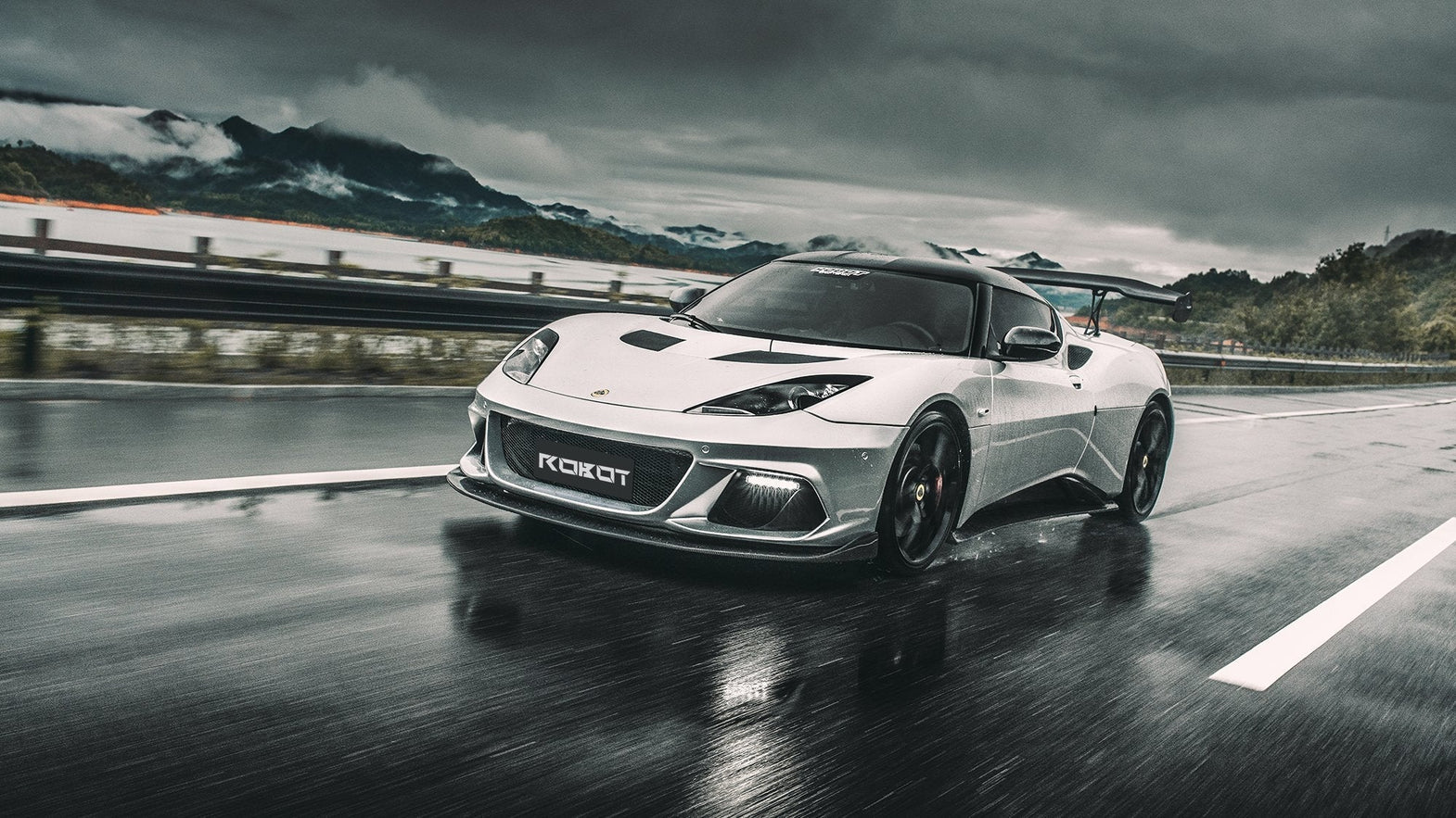 Robot Body Kit for Lotus | AME Motorsport